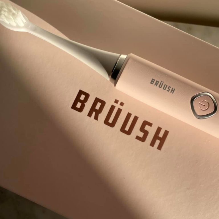 BRUUSH Electric Toothbrush Review - Must Read This Before Buying