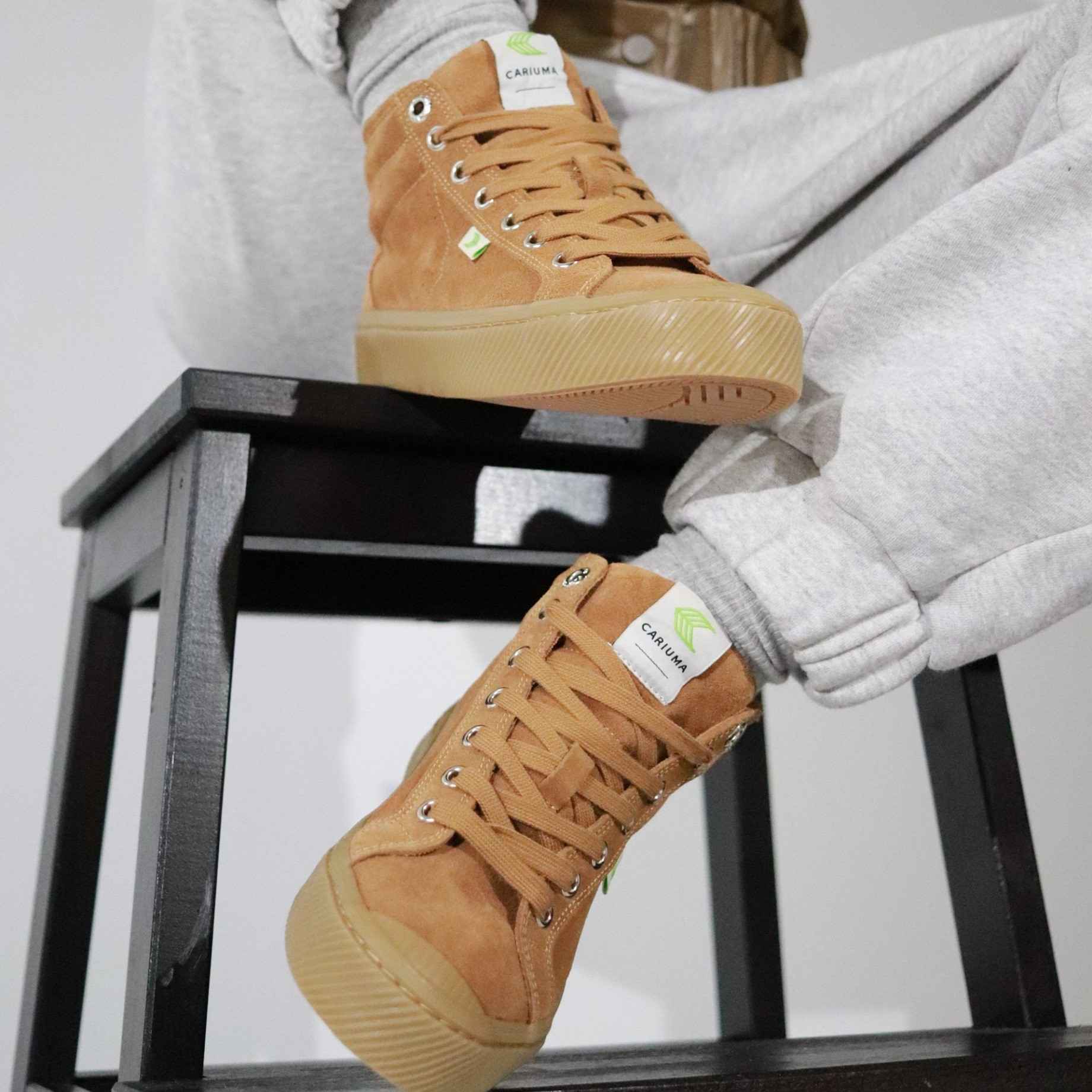 Cariuma Vs Allbirds Review - Must Read This Before Buying