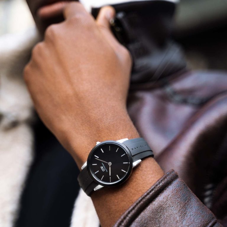 Daniel Wellington Watch Review - Must Read This Before Buying