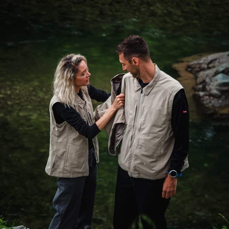 SCOTTeVEST Jacket Review - Must Read This Before Buying