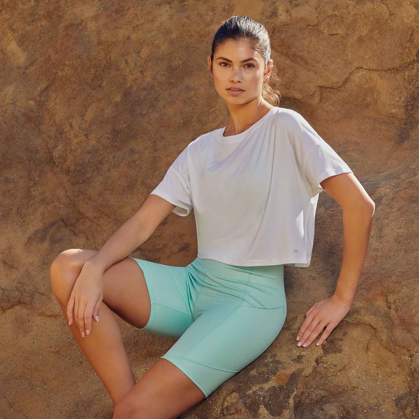 Ellie Activewear Review - Must Read This Before Buying