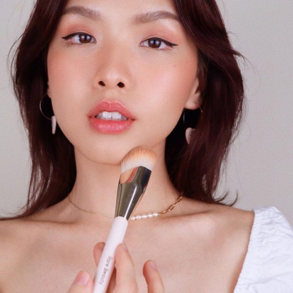 Rare Beauty Review - Must Read This Before Buying