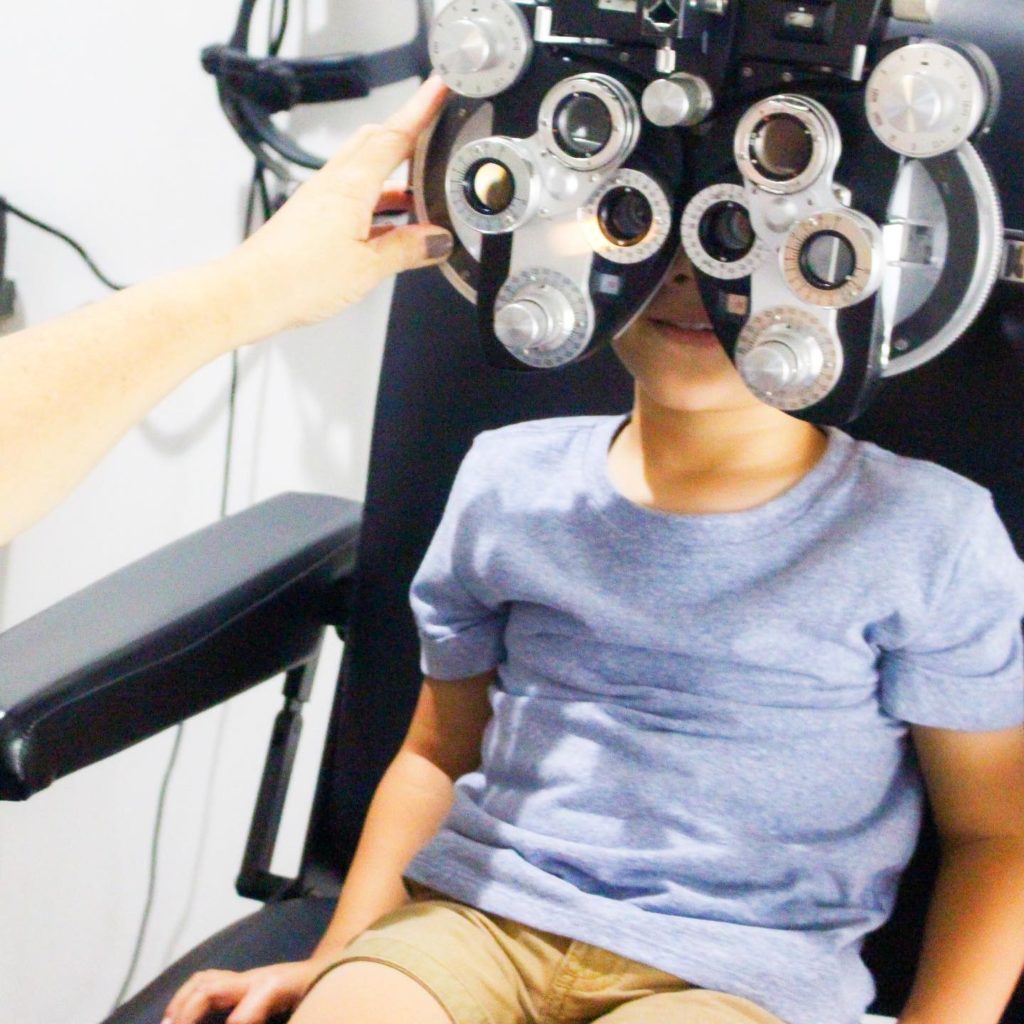 8 Best Contact Lenses Brands - Must Read This Before Buying