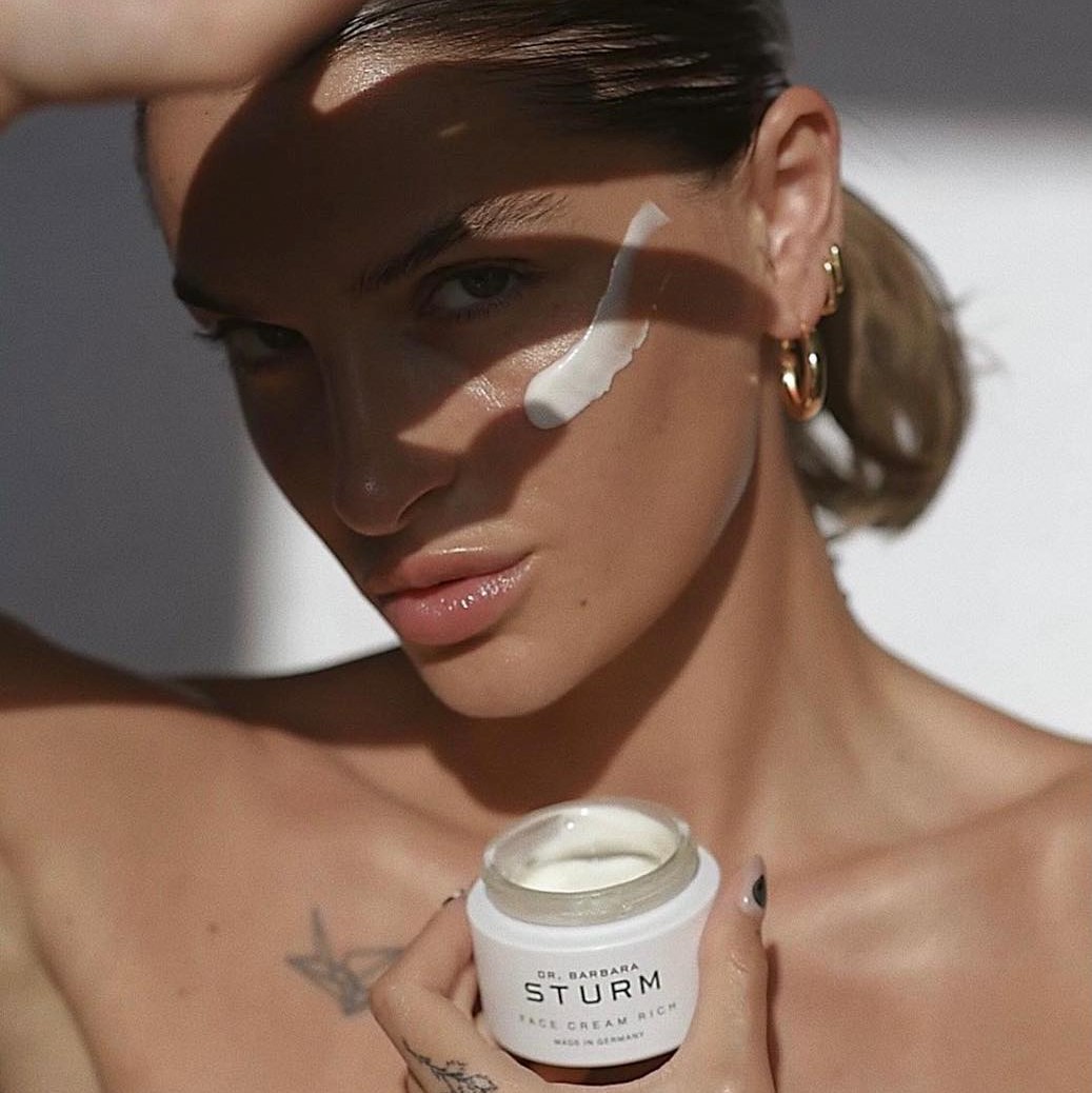 Dr. Barbara Sturm Review - Must Read This Before Buying