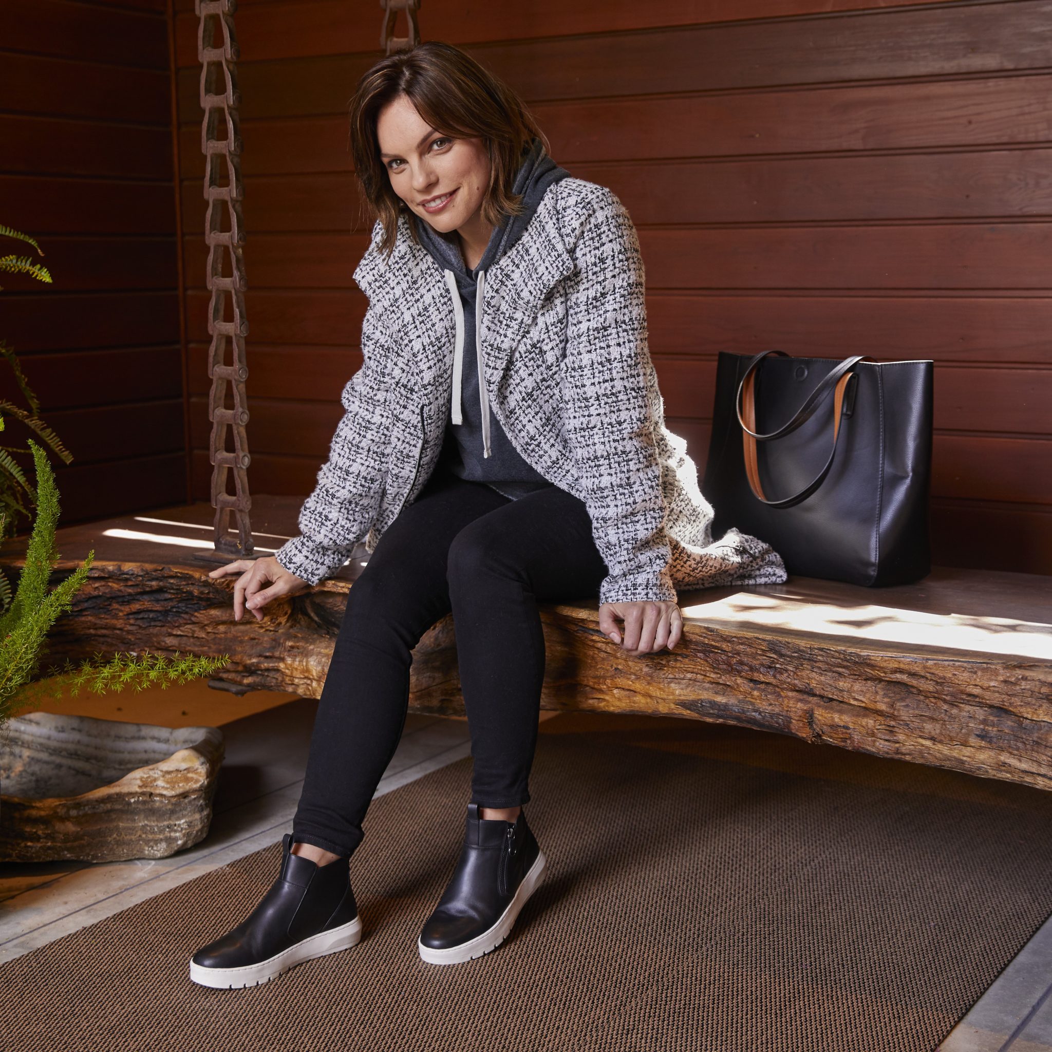 Vionic Shoes Review - Must Read This Before Buying