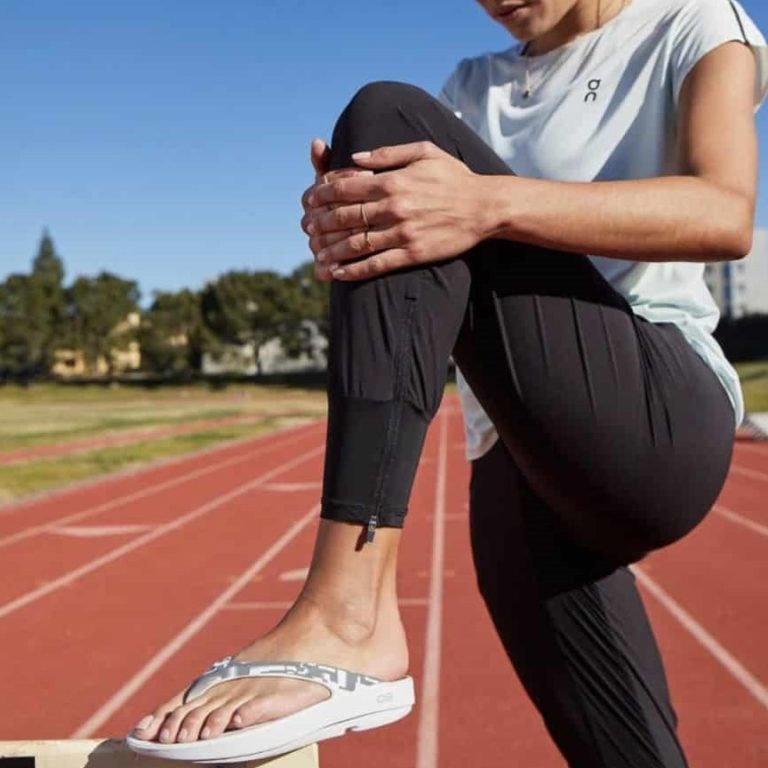Oofos Sandals Review - Must Read This Before Buying