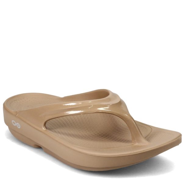 Oofos Sandals Review - Must Read This Before Buying