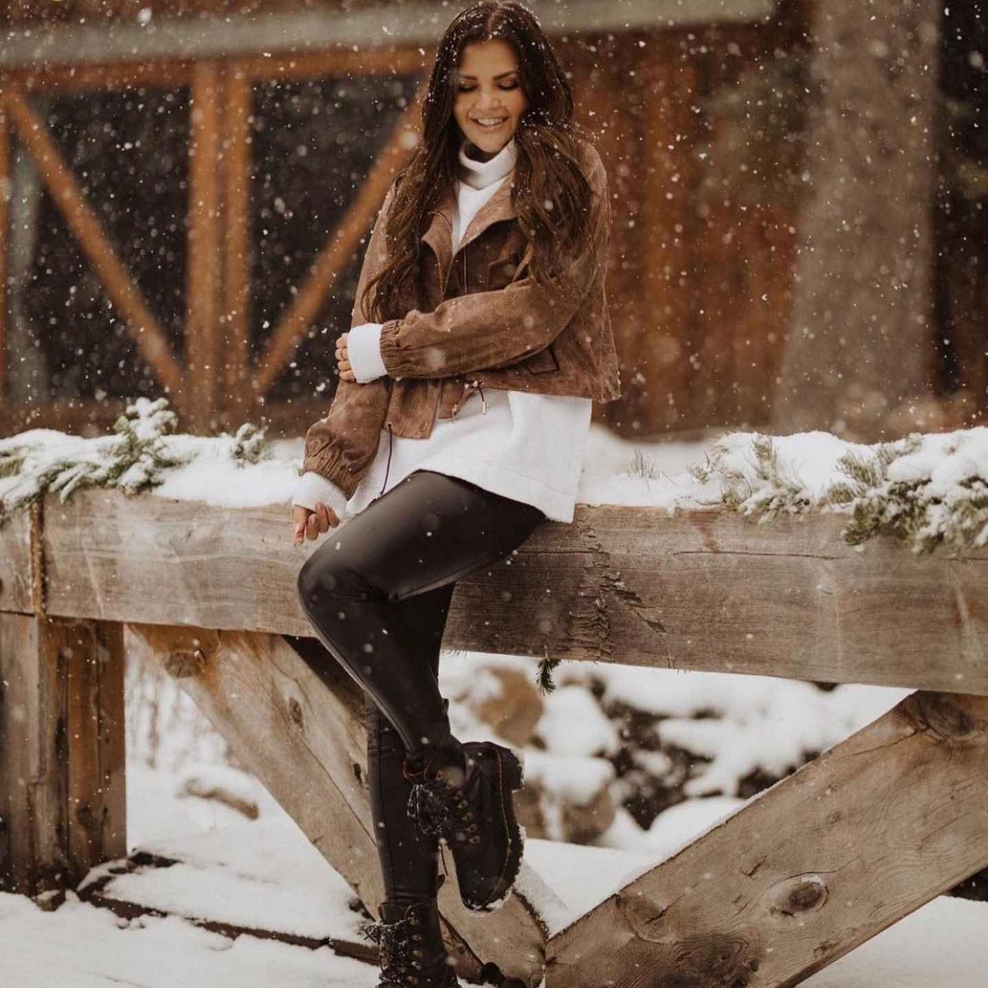 Lyssé Leggings Review - Must Read This Before Buying