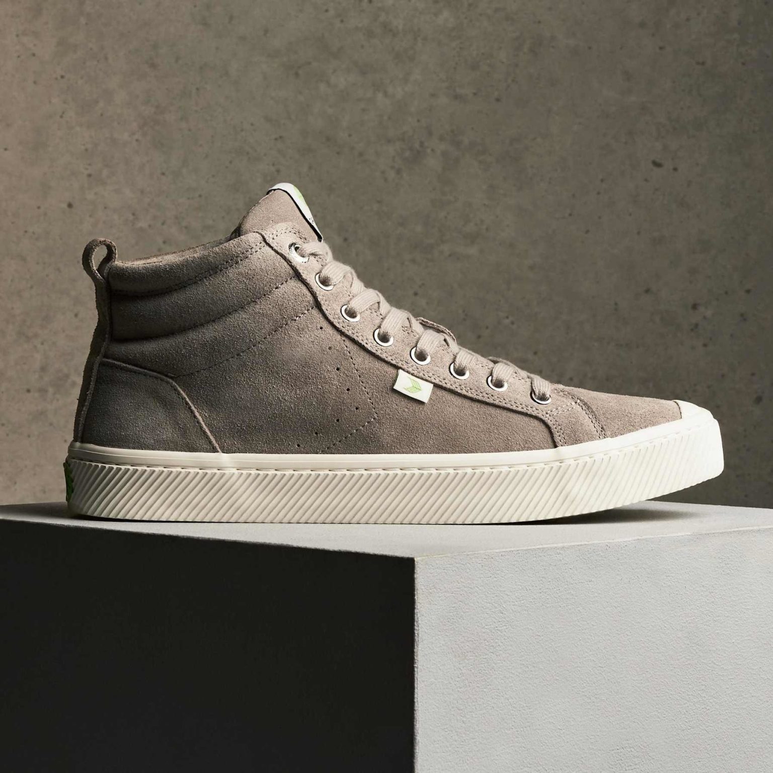 Cariuma Shoes Review - Must Read This Before Buying