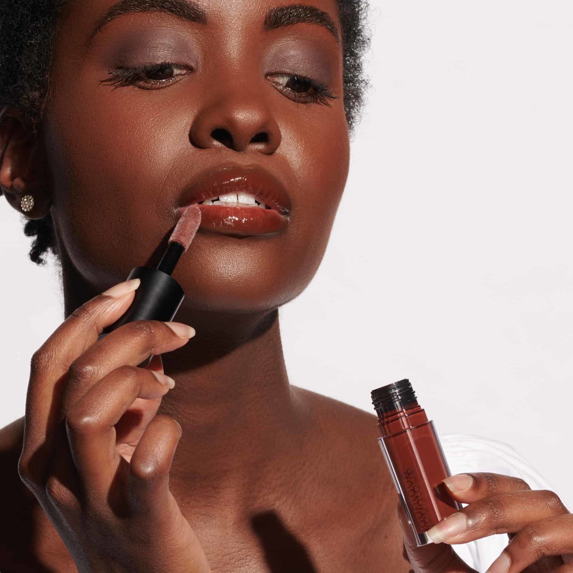 Younique Review - Must Read This Before Buying