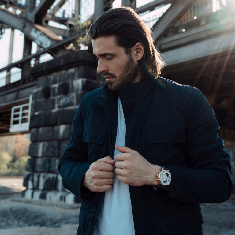 Kenneth Cole Review - Must Read This Before Buying