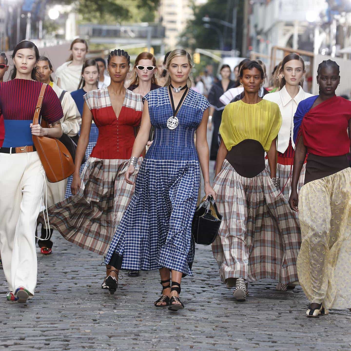 Tory Burch Review - Must Read This Before Buying