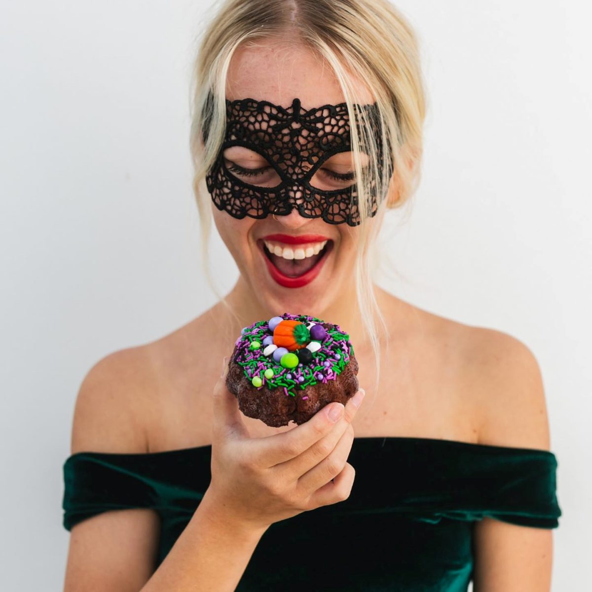 Send a Cake Review - Must Read This Before Buying