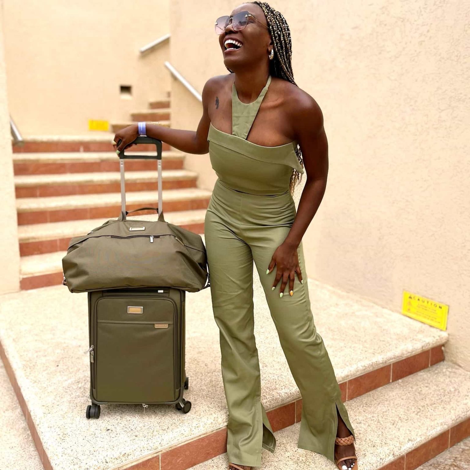 Briggs and Riley Review - Must Read This Before Buying