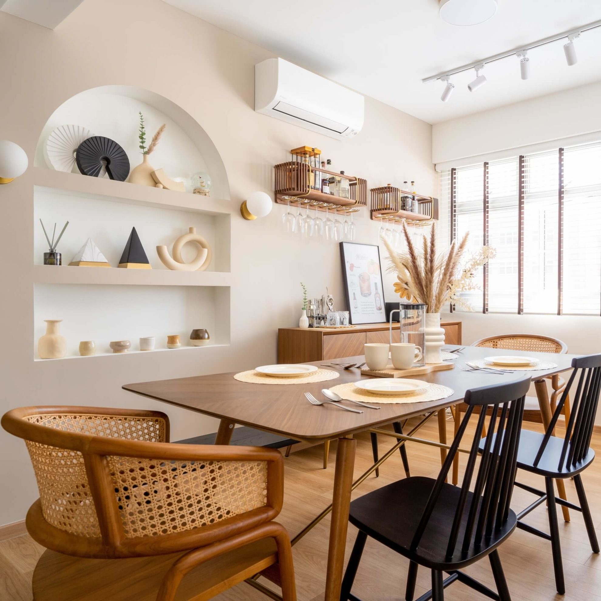 Castlery Furniture Review - Must Read This Before Buying