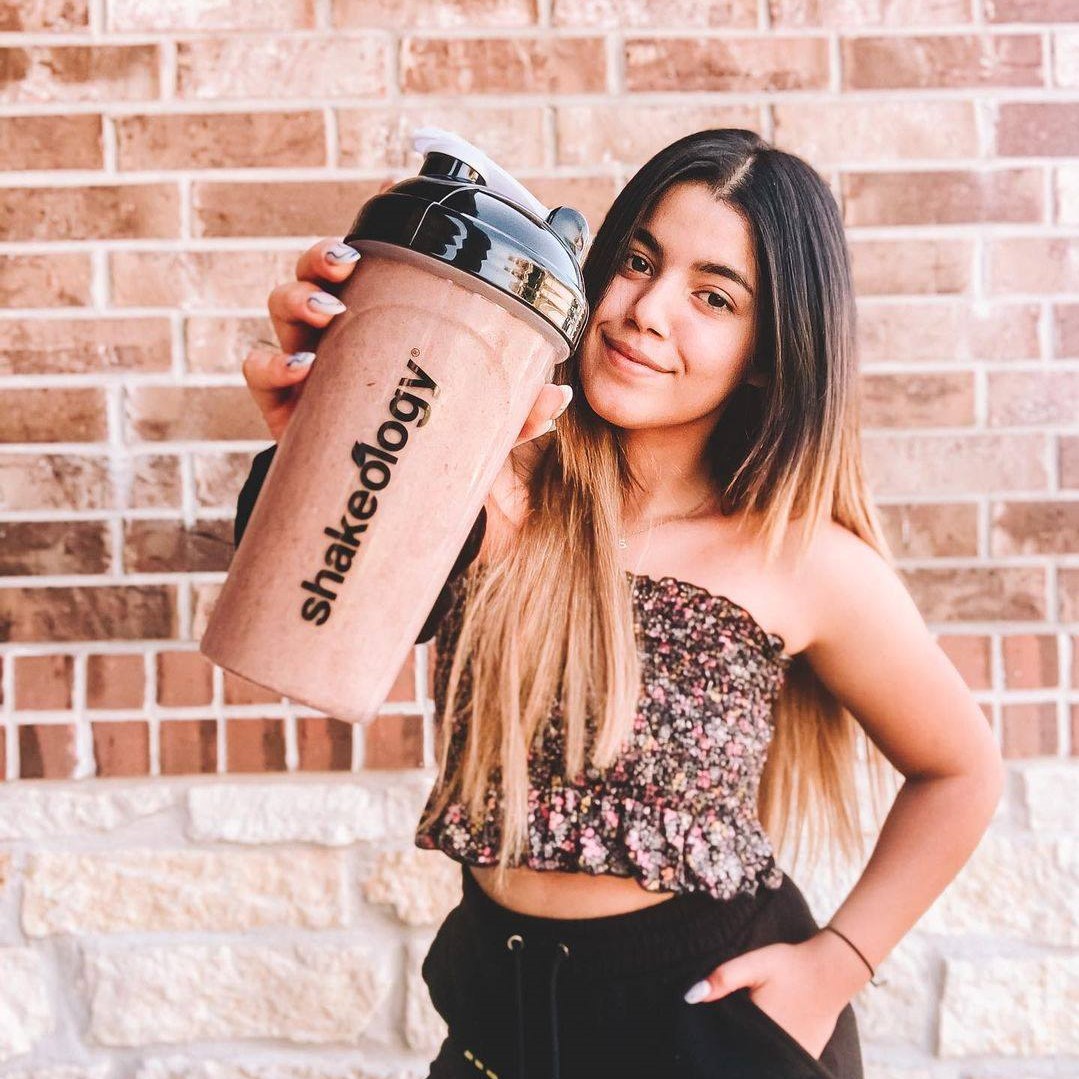 Shakeology Review - Must Read This Before Buying