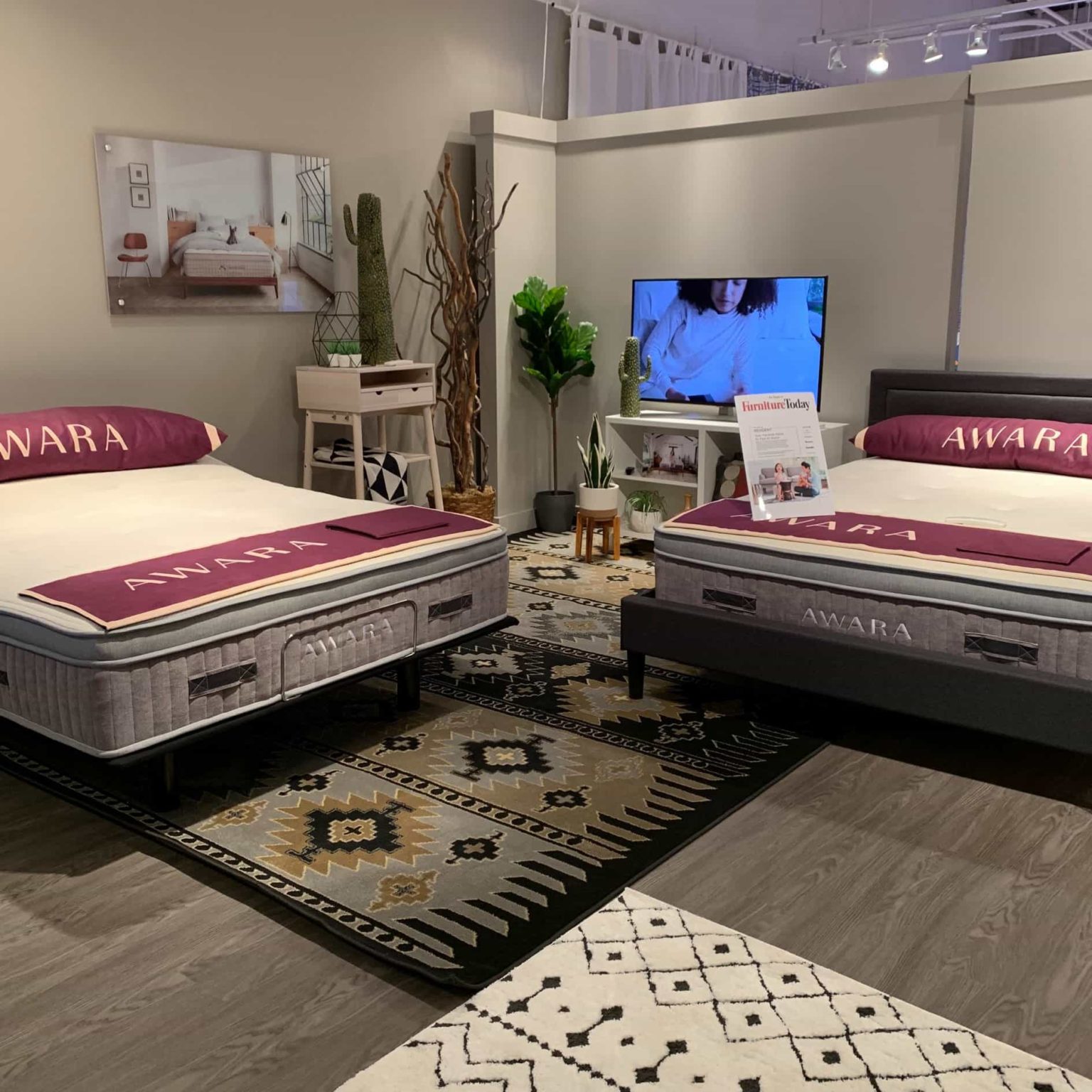 Awara Review - Must Read This Before Buying