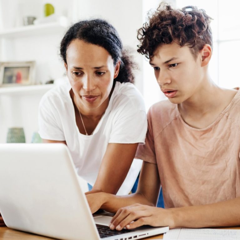 Life360 Review - Must Read This Before Buying