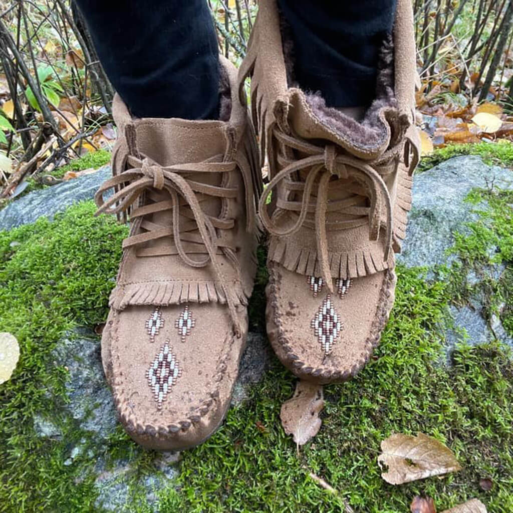 Manitobah Review - Must Read This Before Buying