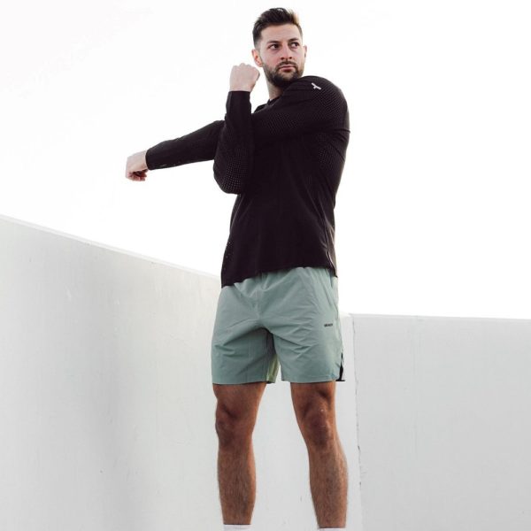 Tom Brady Clothing Review - Must Read This Before Buying