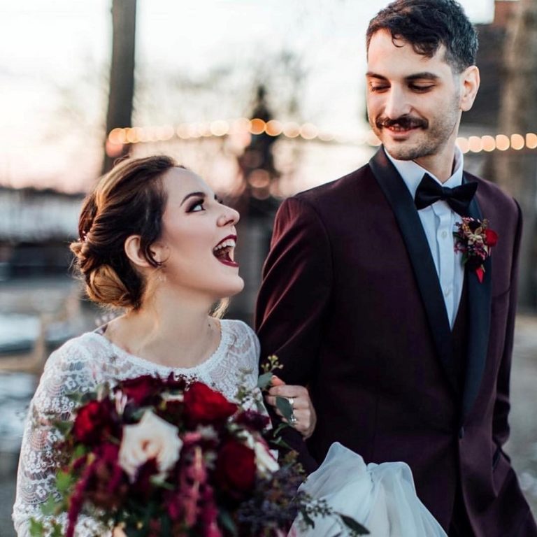 Zola Wedding Review - Must Read This Before Buying