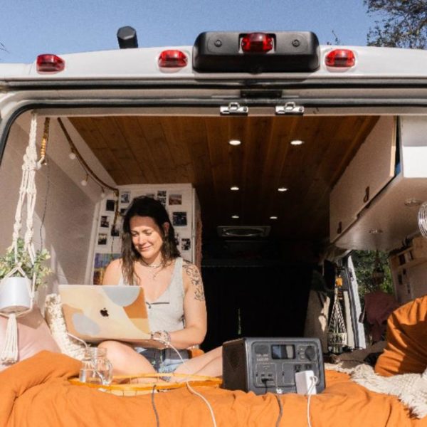 BLUETTI Review - Must Read This Before Buying